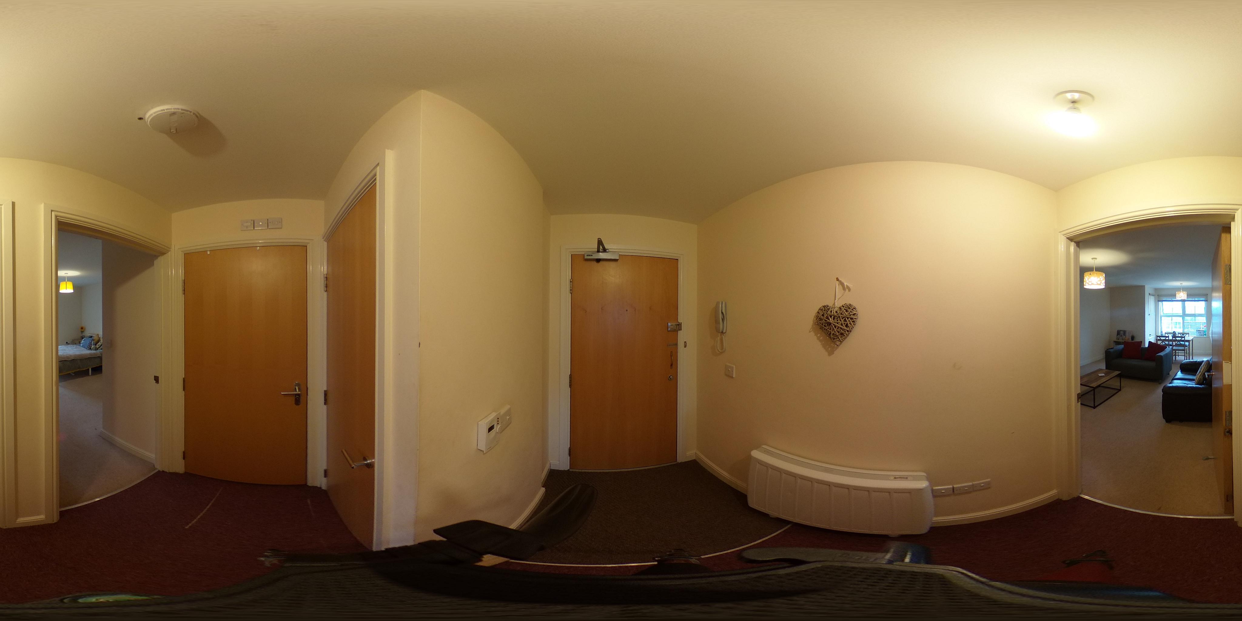 Riverside Drive on Momento360