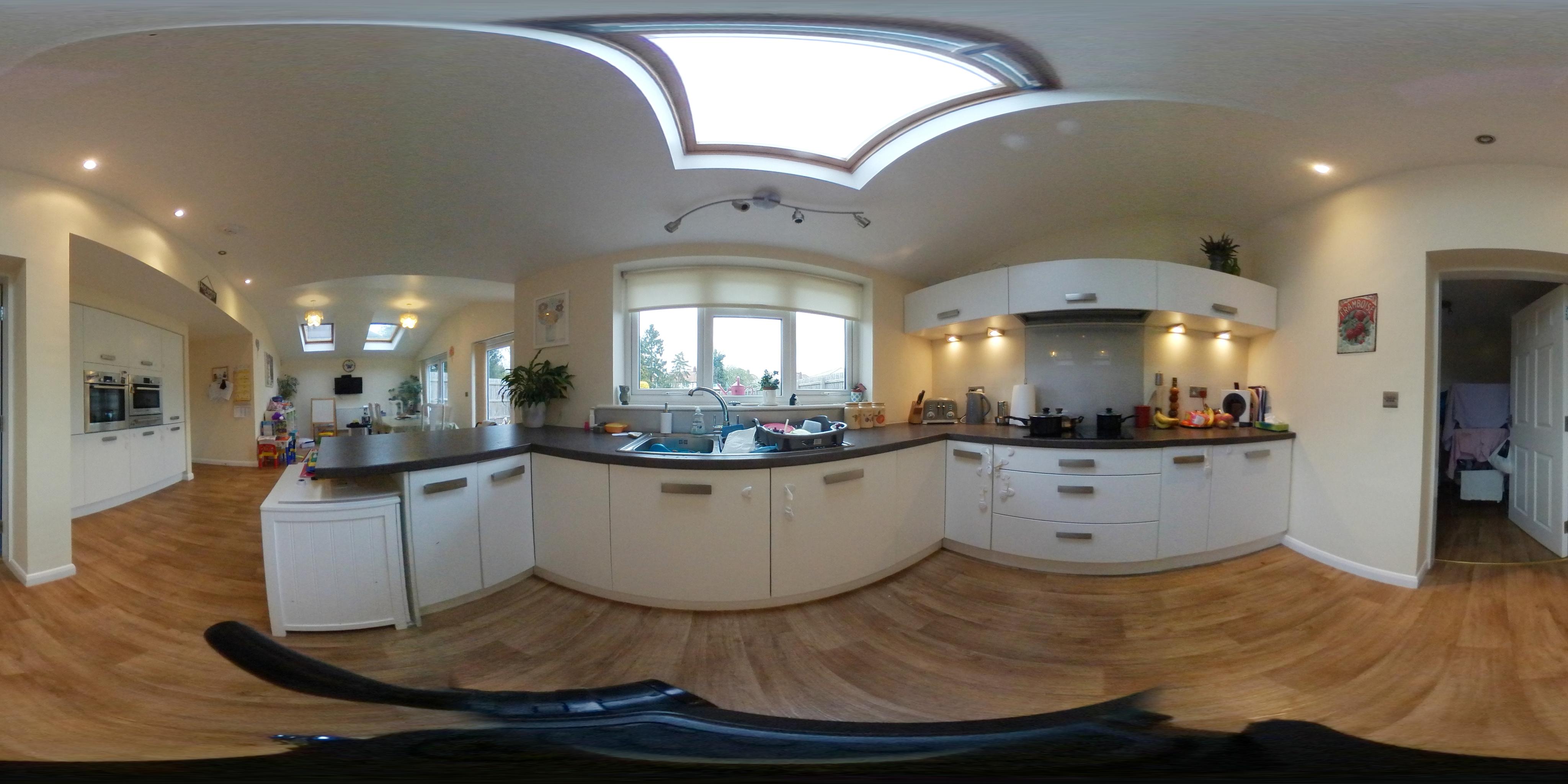 Oakfield Avenue on Momento360