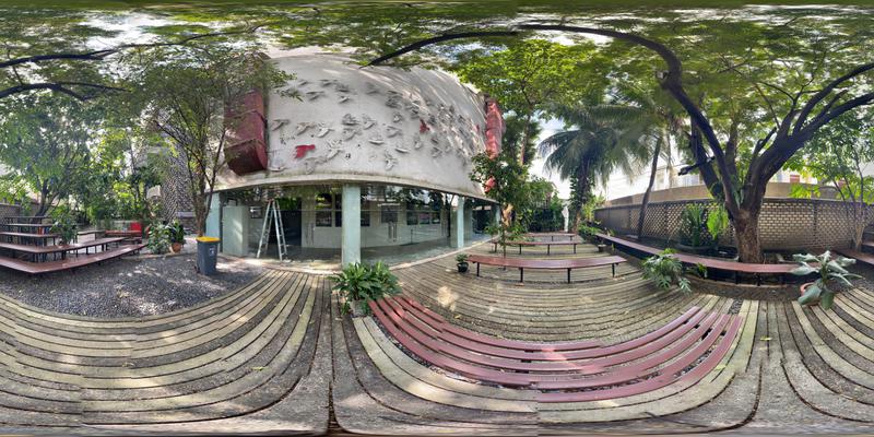 Teater Salihara on Momento360