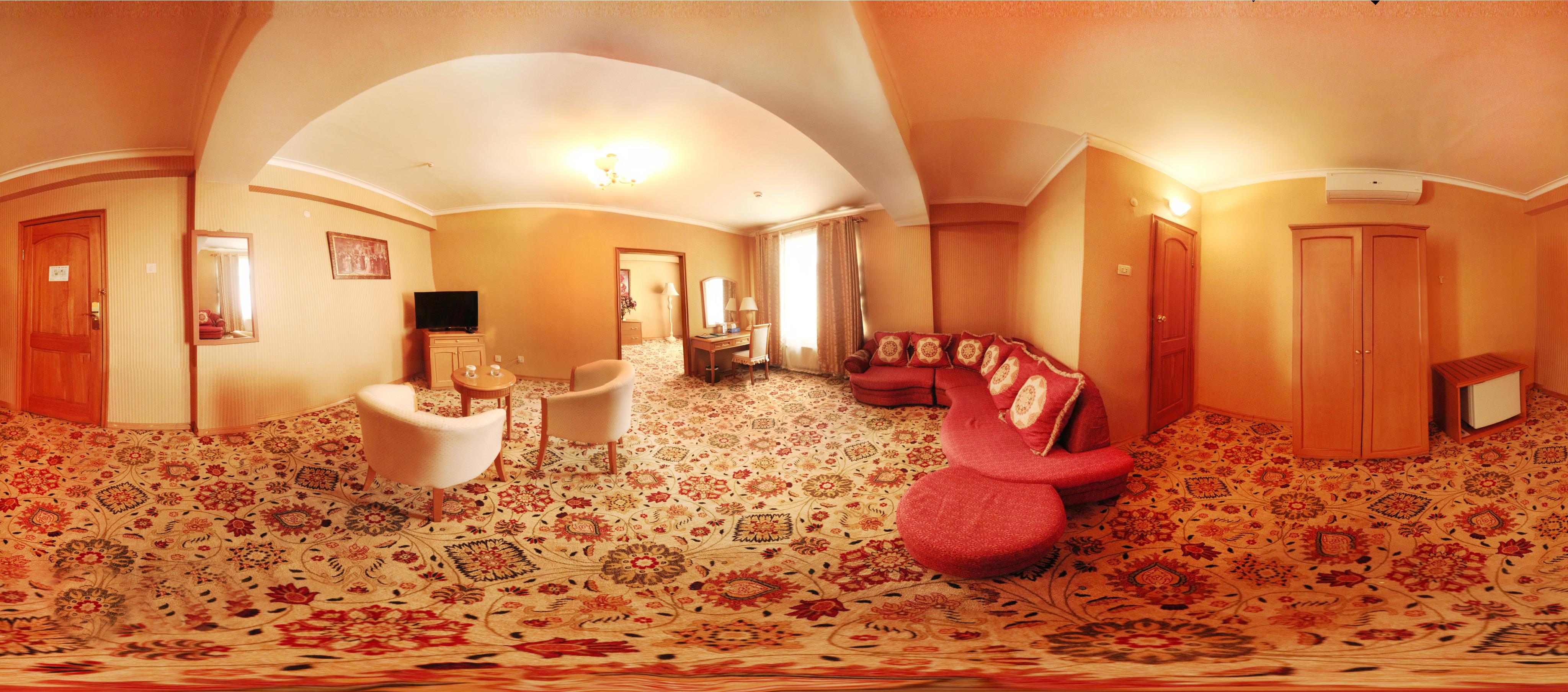 DELUXE SUIT ROOM on Momento360