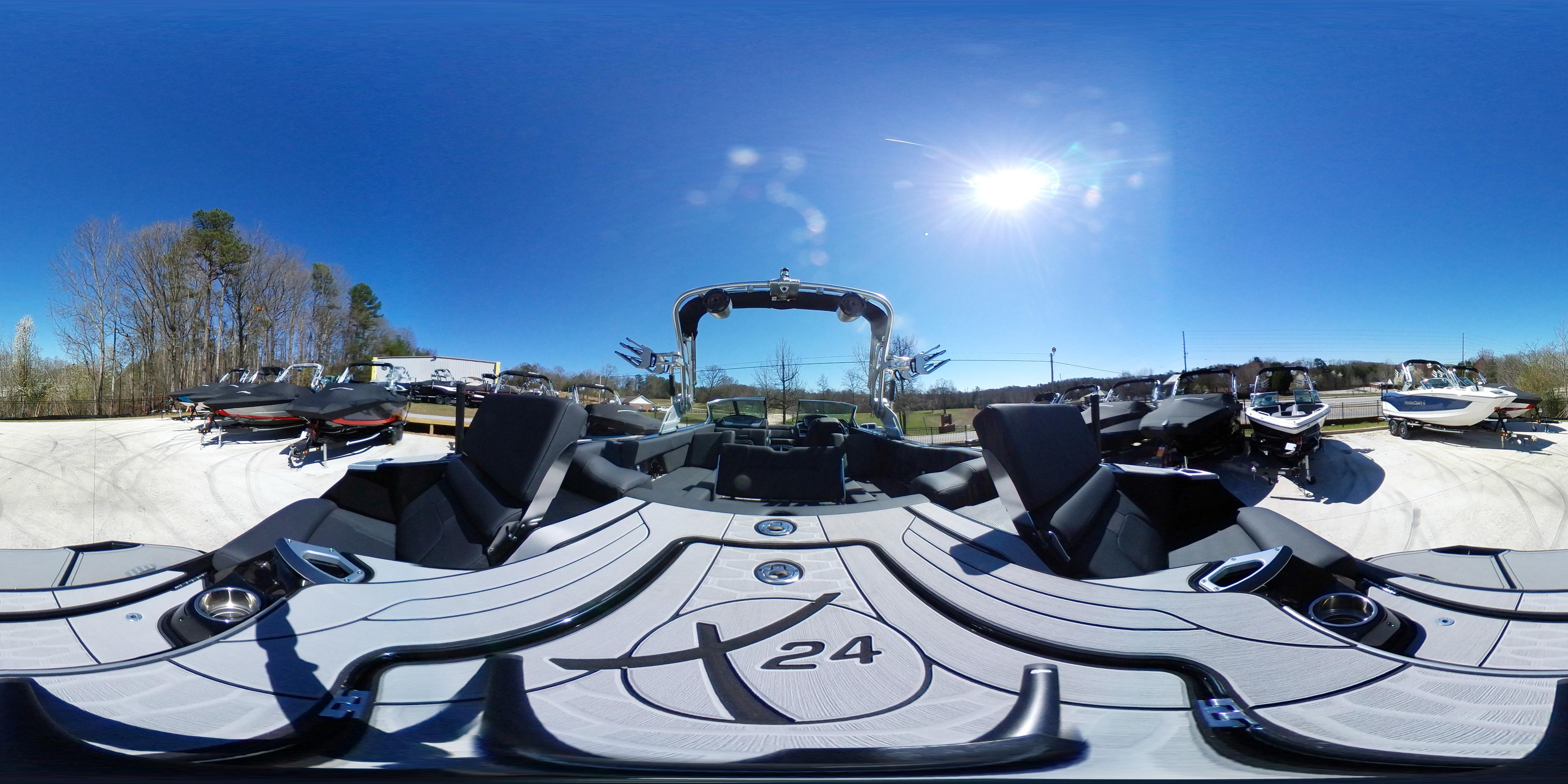 2019 X24 on Momento360