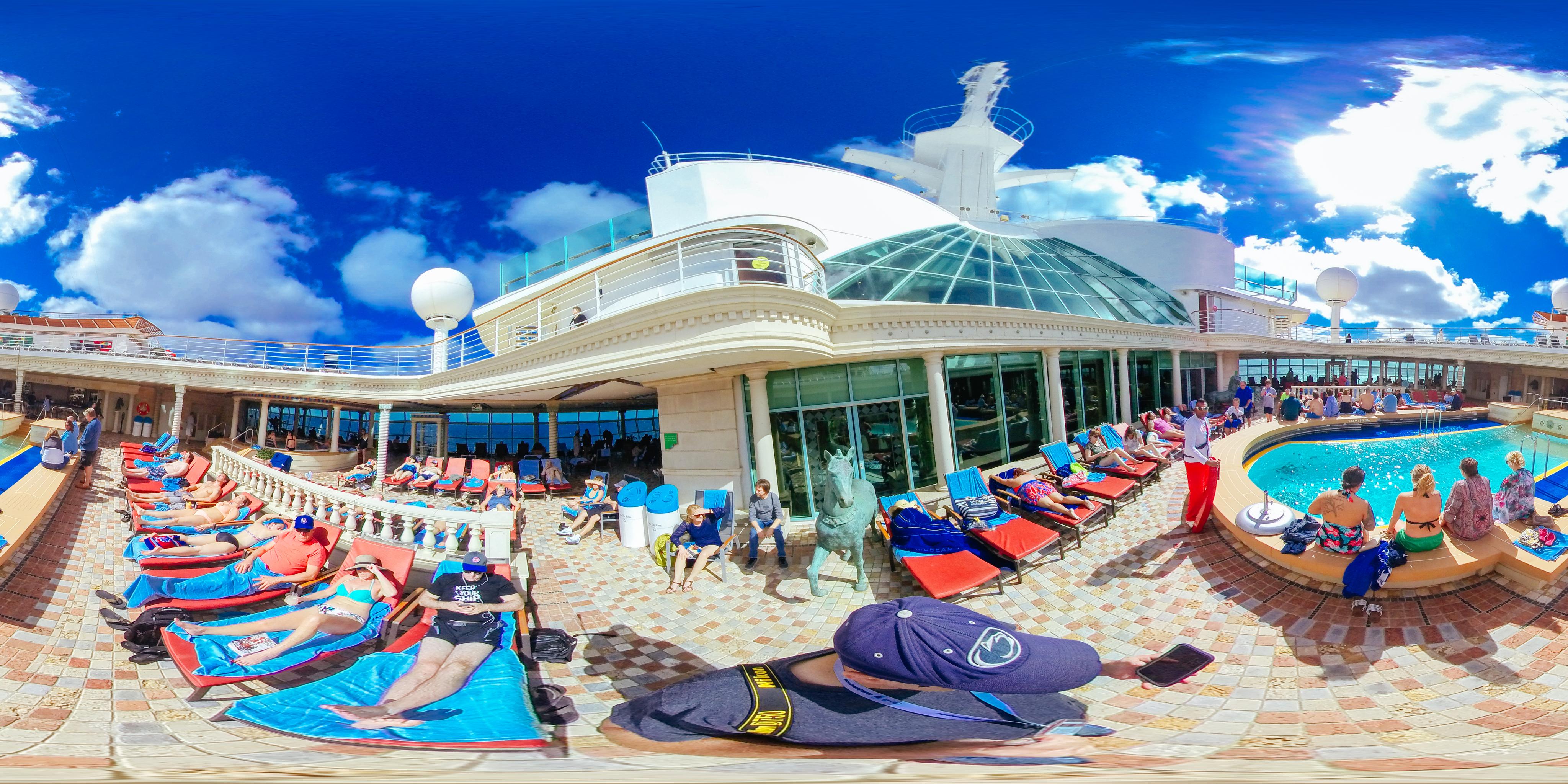 Navigator of the Seas Solarium on Momento360