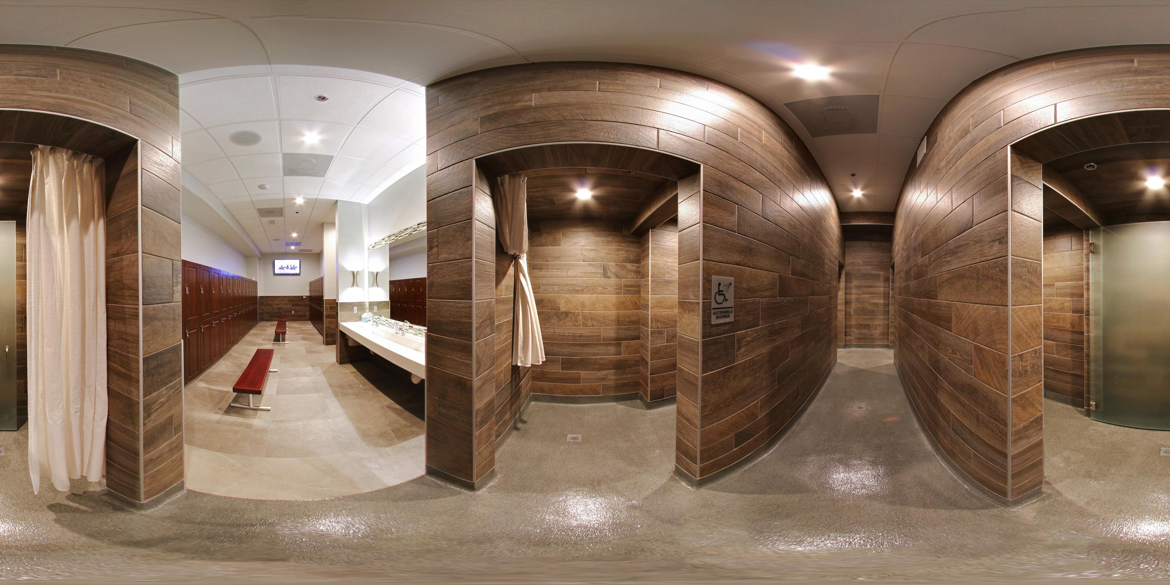 Men's Locker 360 on Momento360