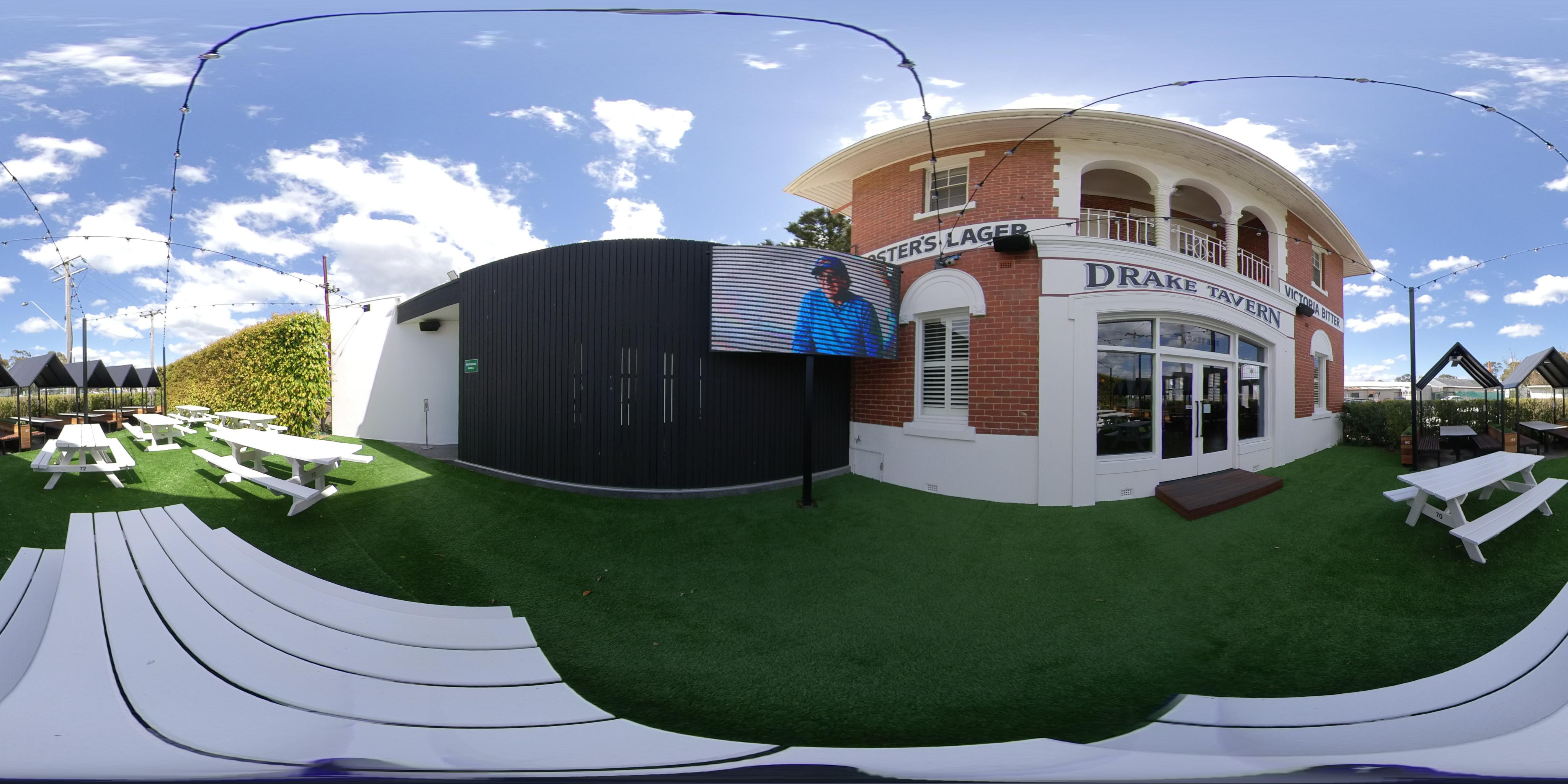 Tour The Drake on Momento360