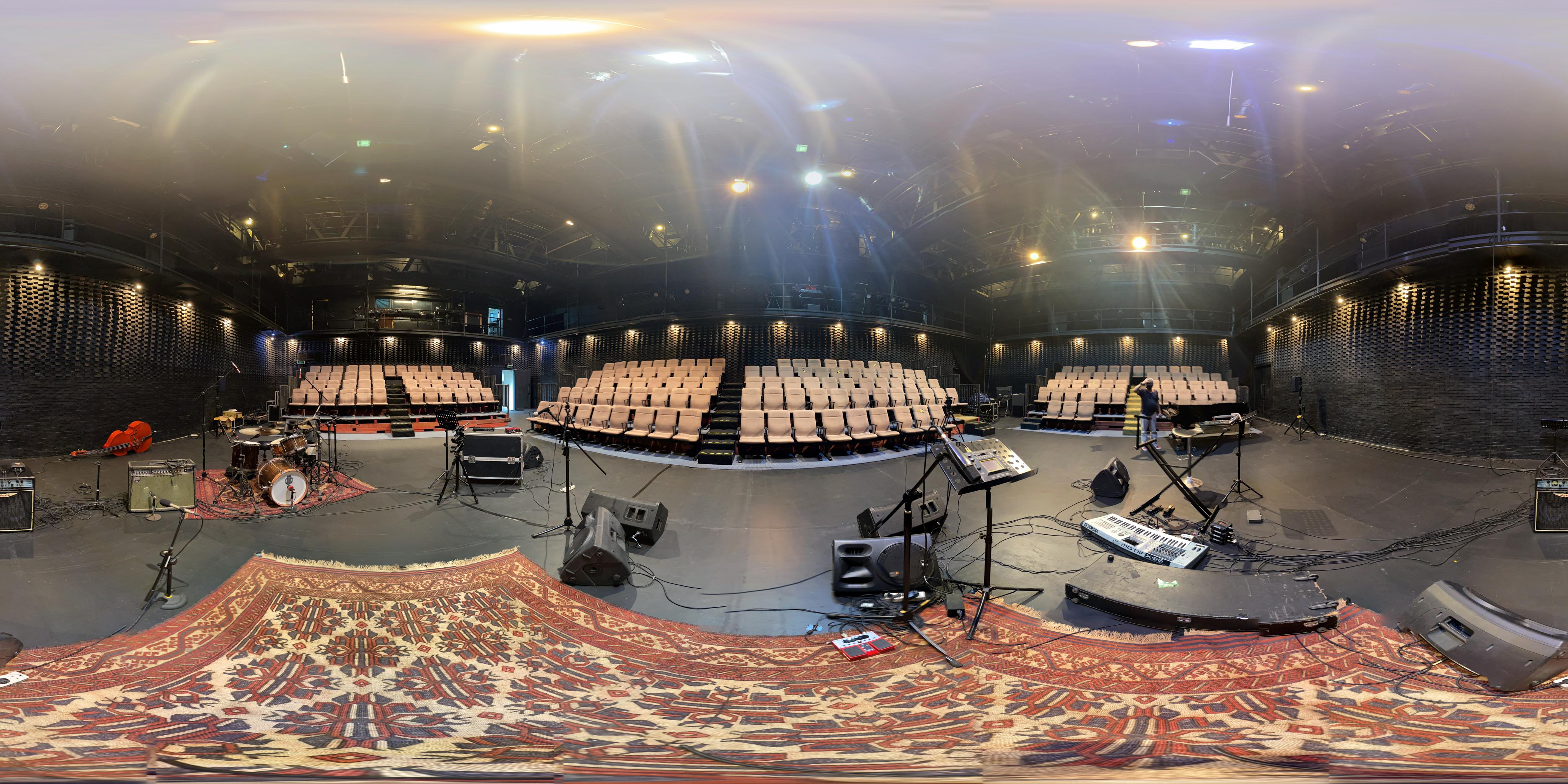 Teater Salihara on Momento360